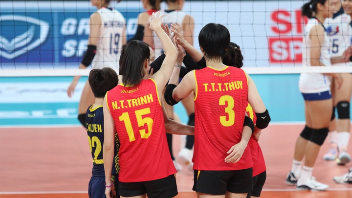 Vừa kết thúc AVC Cup 2022, tuyển nữ Việt Nam lên đường tới Thái Lan tham dự giải đấu mới